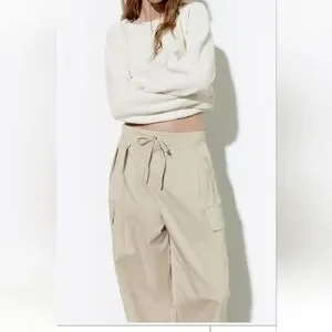 Zara | Pants & Jumpsuits | Zara Low Rise Pants With Side Pockets Leg ...